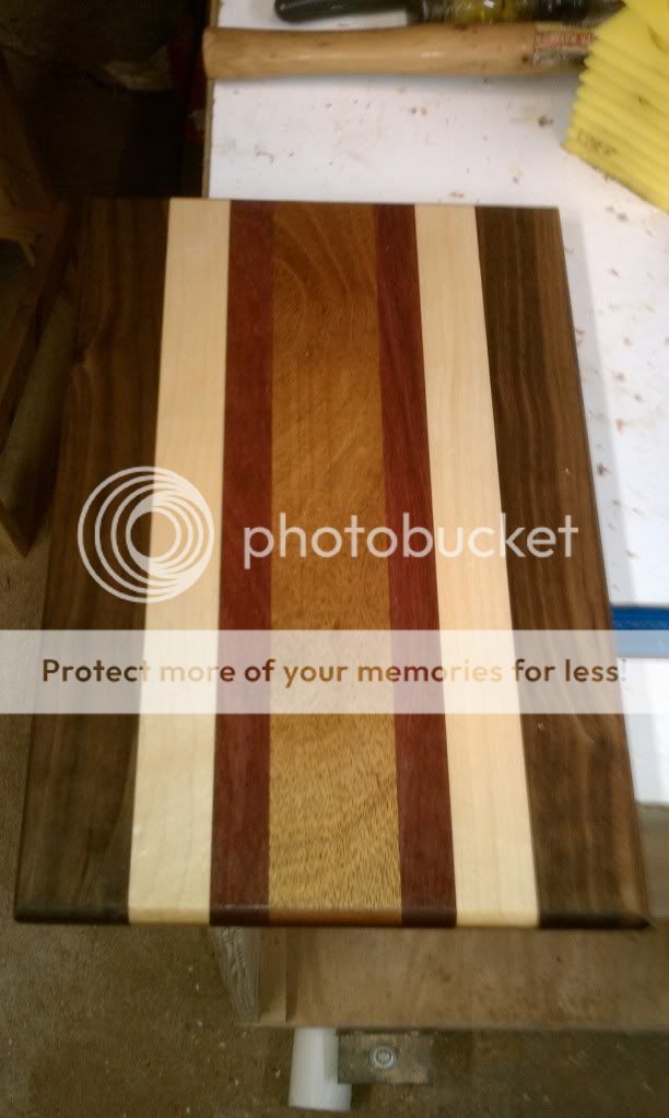 My first cutting board!!!! | Woodworking Talk